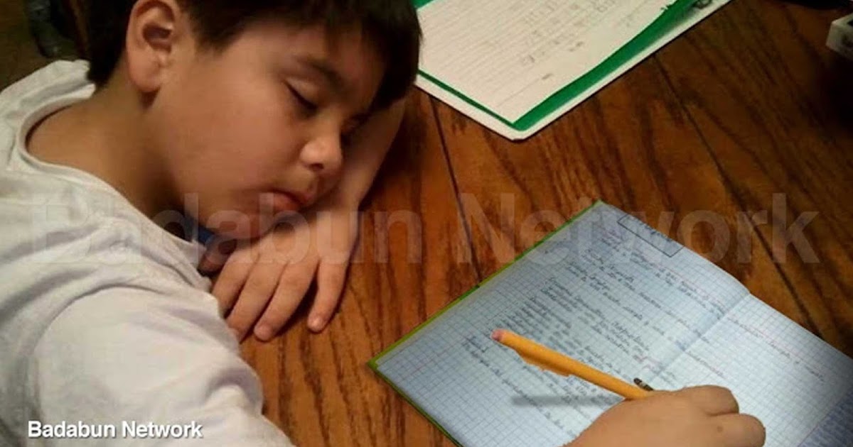 La ONU pide prohibir las tareas escolares en todo el mundo. | Al Margen Web